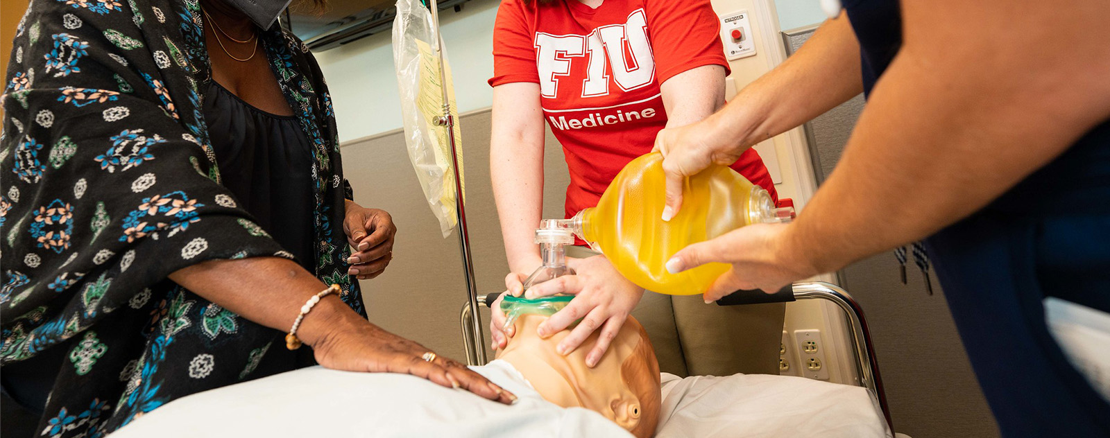 Graduate Certificate to MD Program | FIU Herbert Wertheim College of ...